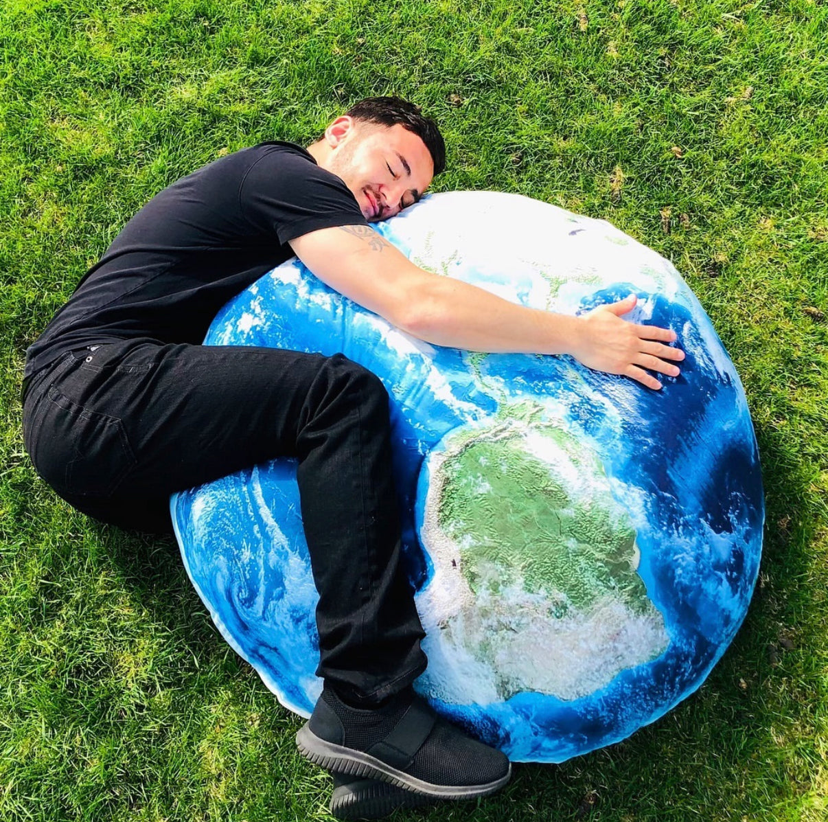 Turn Any Photo Into a Pillow | Made In USA – All About Vibe